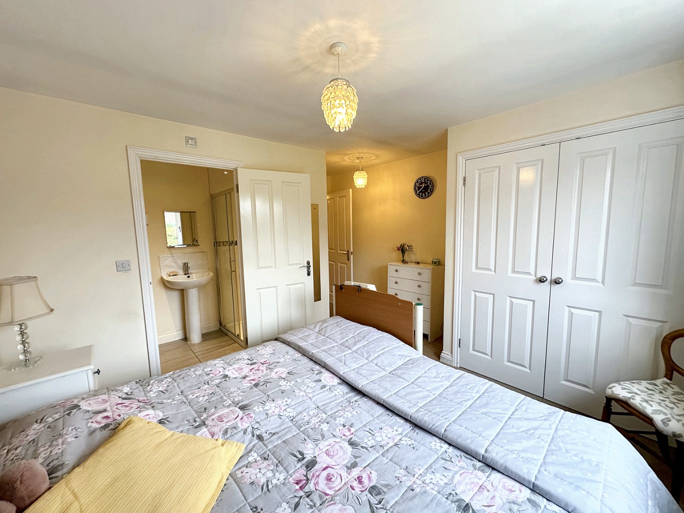 Two Bedroom Detached Bungalow For Sale in Rugby
