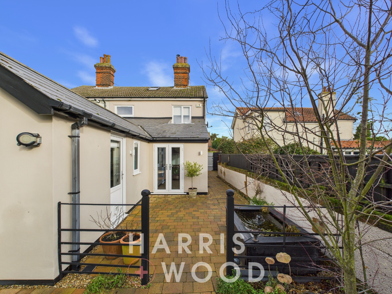 Charming Victorian Semi-Detached Home with Attic Room & Workshop