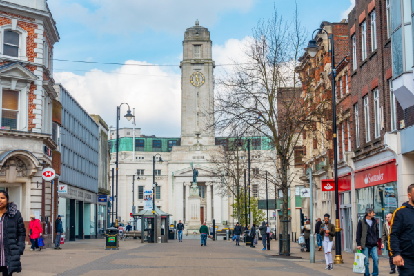 What are Luton's current property hotspots and coolest places to chill?